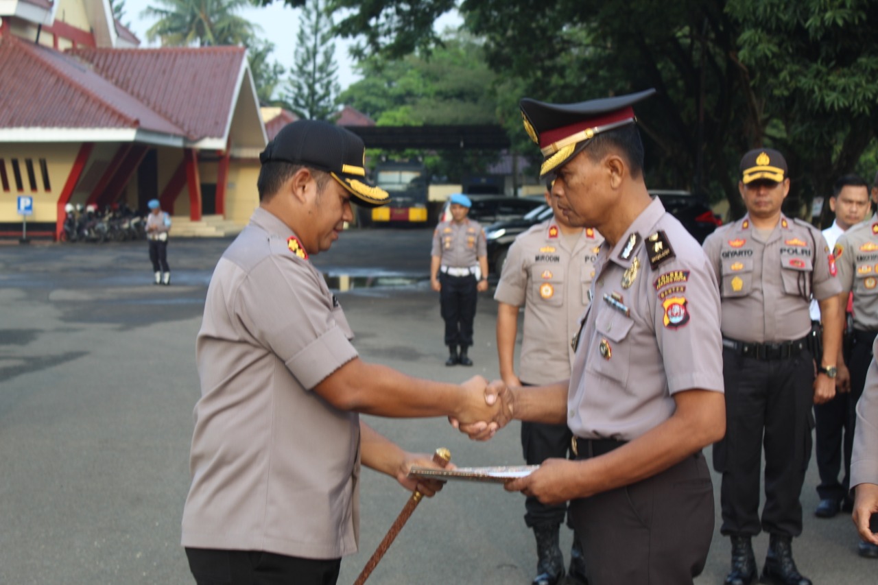 Kapolres Serang Kota Pimpin Upacara Kenaikan Pangkat Tribrata News Banten