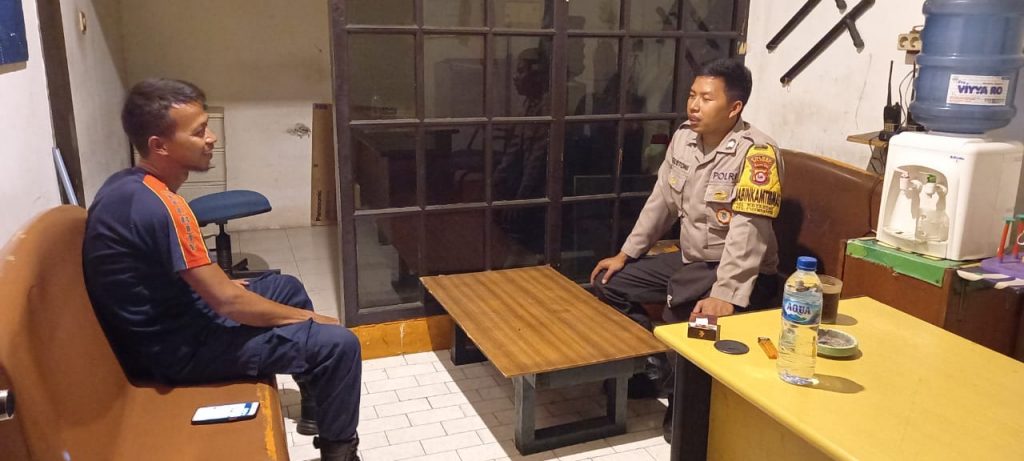 Sambang ke Security Ciptakan Situasi Lingkungan Kamtibmas yang Kondusif ... Sambang ke Security Ciptakan Situasi Lingkungan Kamtibmas yang Kondusif ...